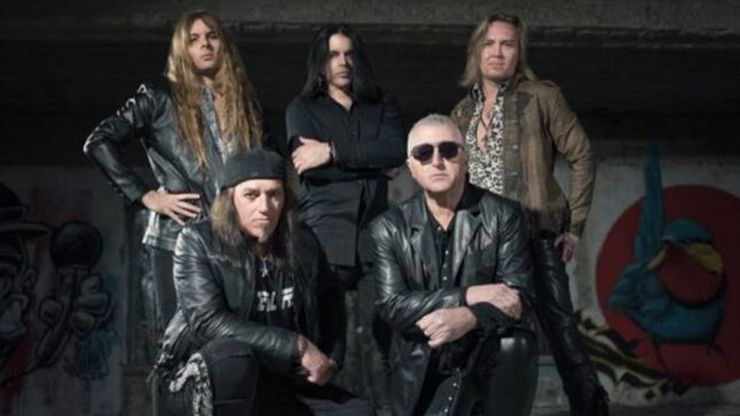 Bonfire predstavljajo novega pevca Dyana in novo posneto verzijo svoje ...