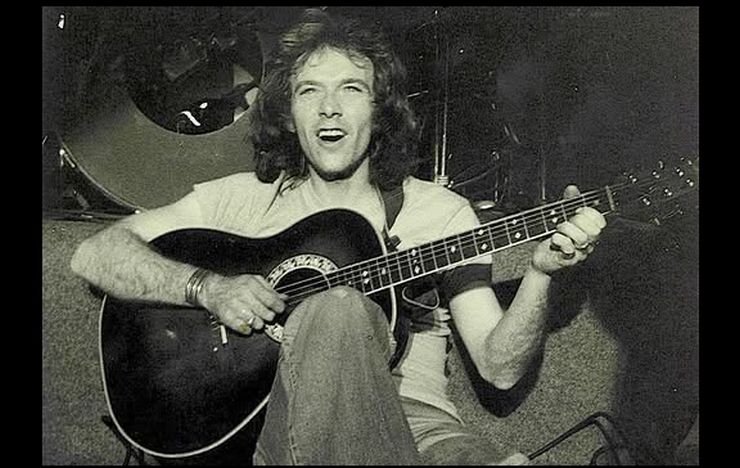 Umrl je Renaissance bobnar Terry Sullivan - Rockline.si